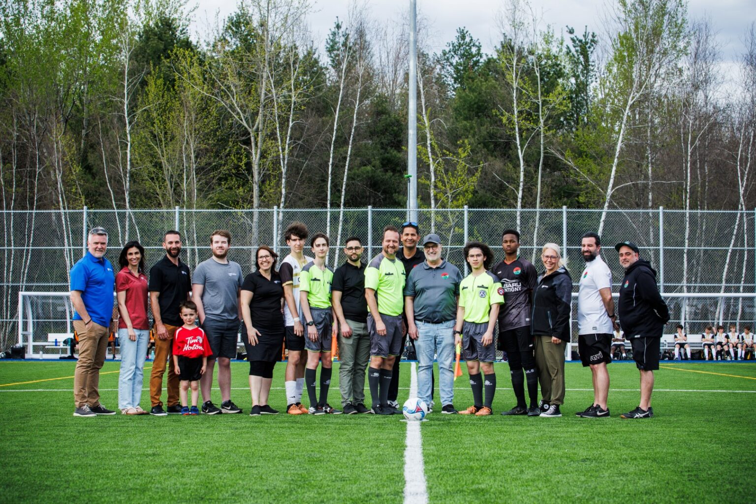 Inauguration d’un nouveau de terrain de soccer synthétique au parc du ...
