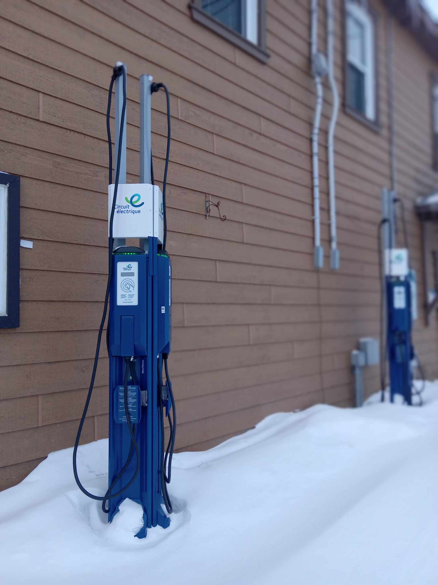 Saint-Lin-Laurentides met en place 20 nouvelles bornes de recharge sur l’ensemble de son ...